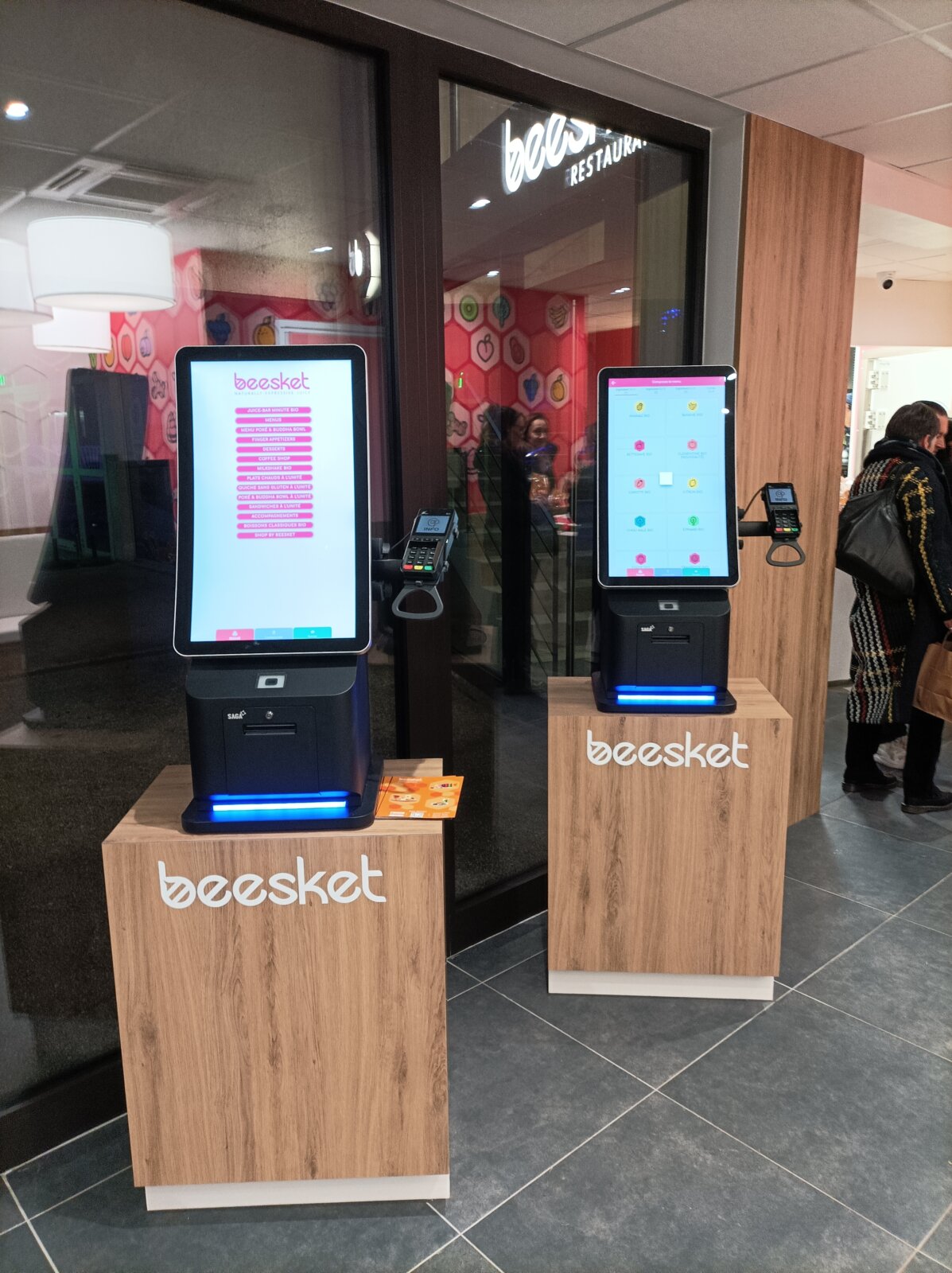 Brandon invité à l’ouverture du premier restaurant Beesket ! - Brandon valorisation : Conseil en ...